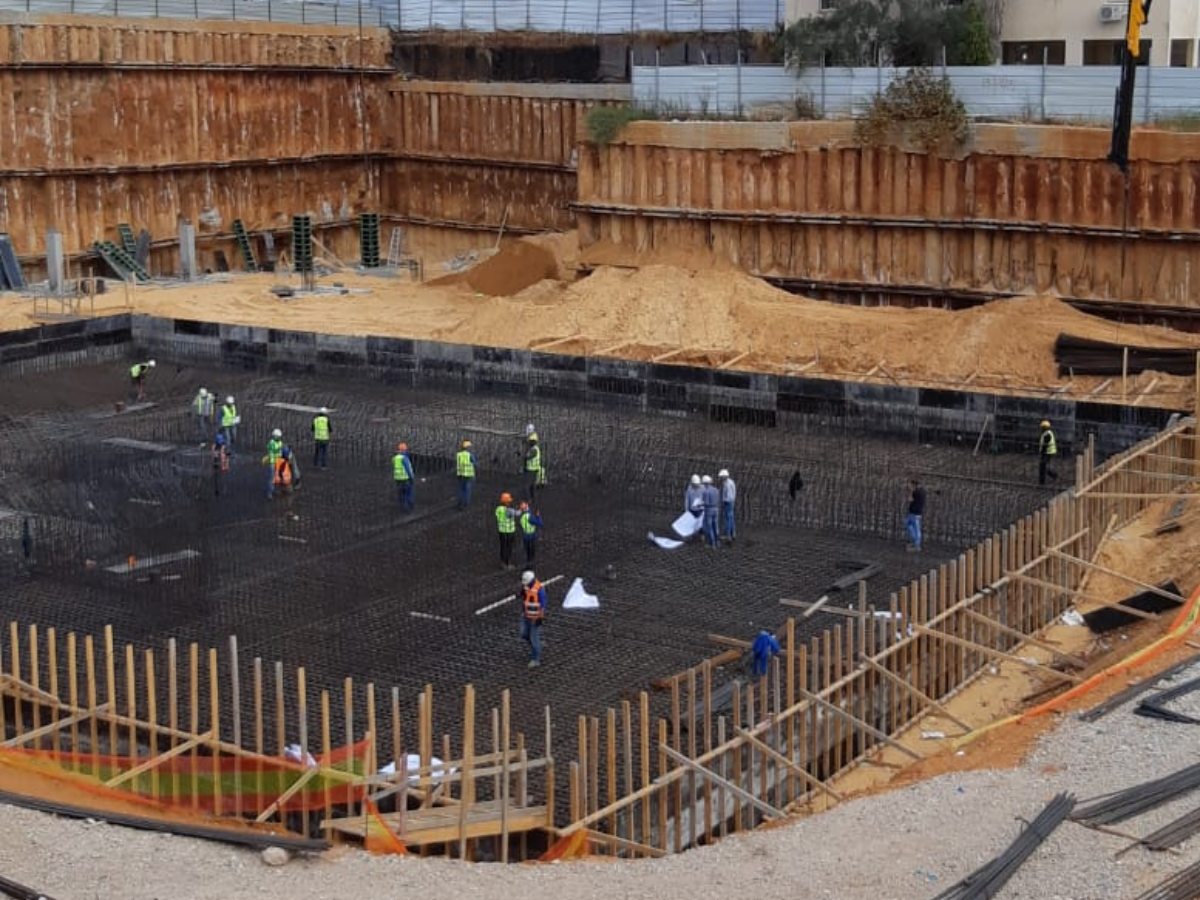 VIVA Hedera - chemical anchor, concrete screw, Combi Dywidag Plate